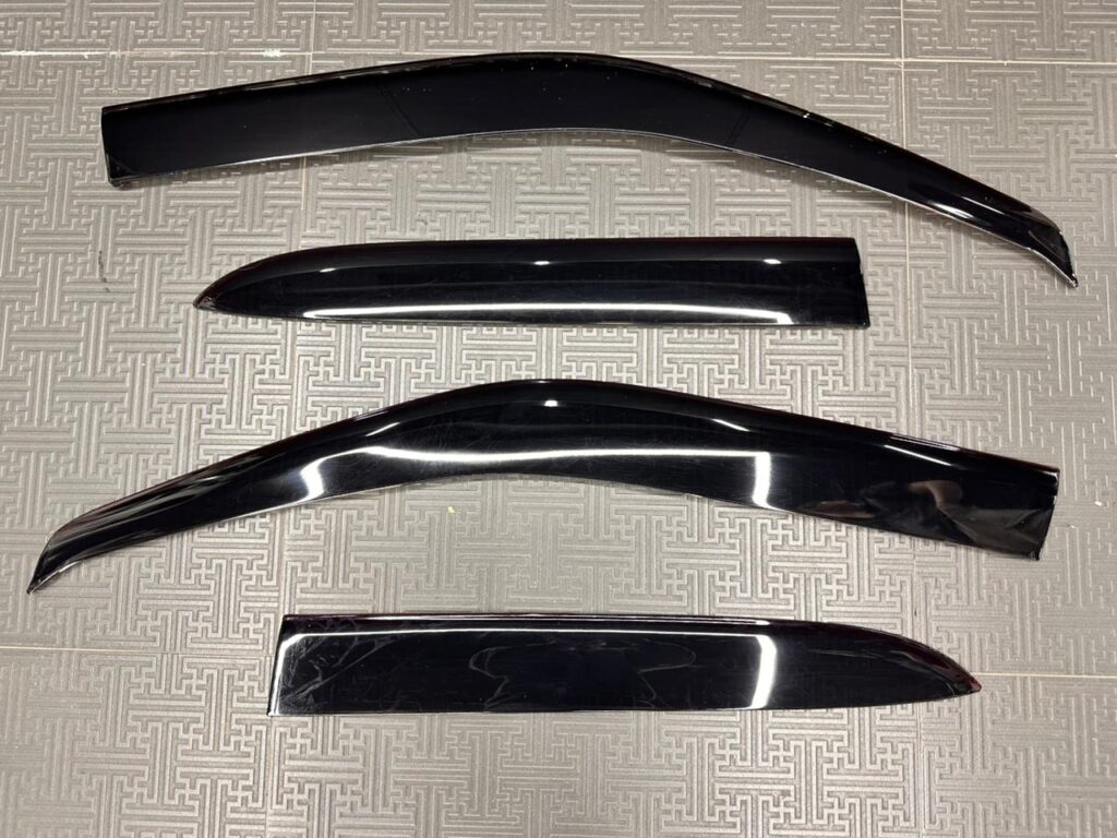 WINDOWS VISOR PREMIUM TOYOTA RAIZE 2020-2024 - SK Performance Store